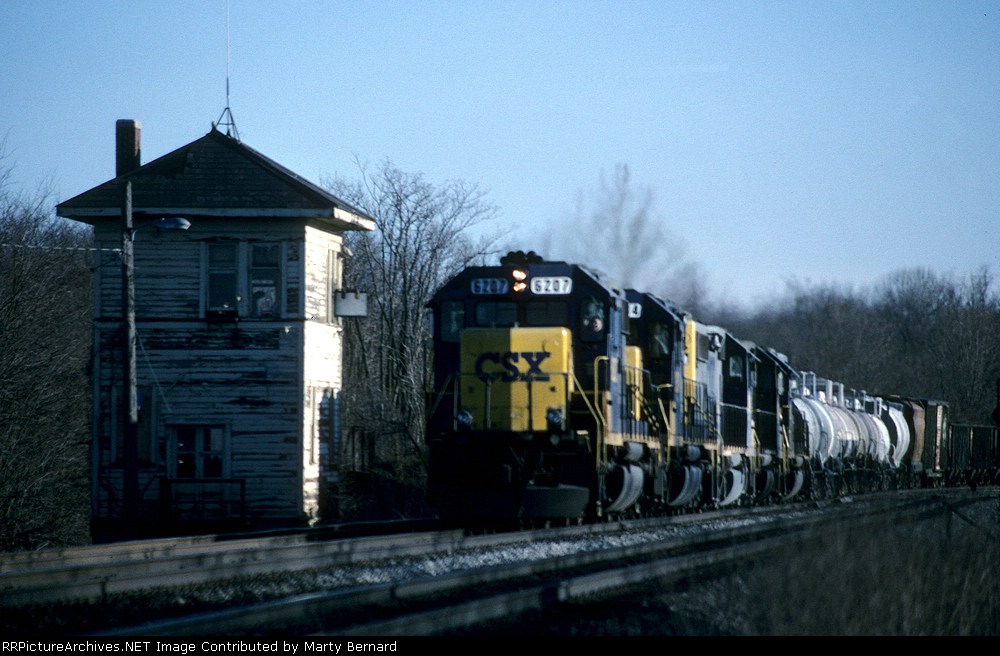 CSX 6207 Working Past "W" Tower